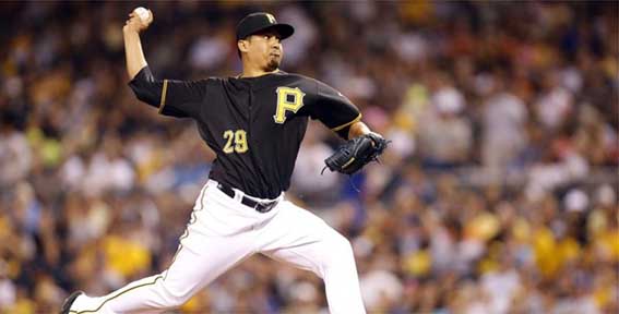 Colombiano Frieri ficha con los Rays