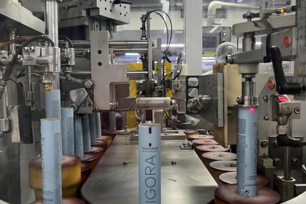 Planta de Henkel en Colombia supera los 98 millones de unidades producidas