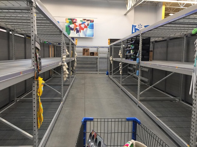 En fotos: anaqueles de Walmart en Estados Unidos están semivacíos por ...