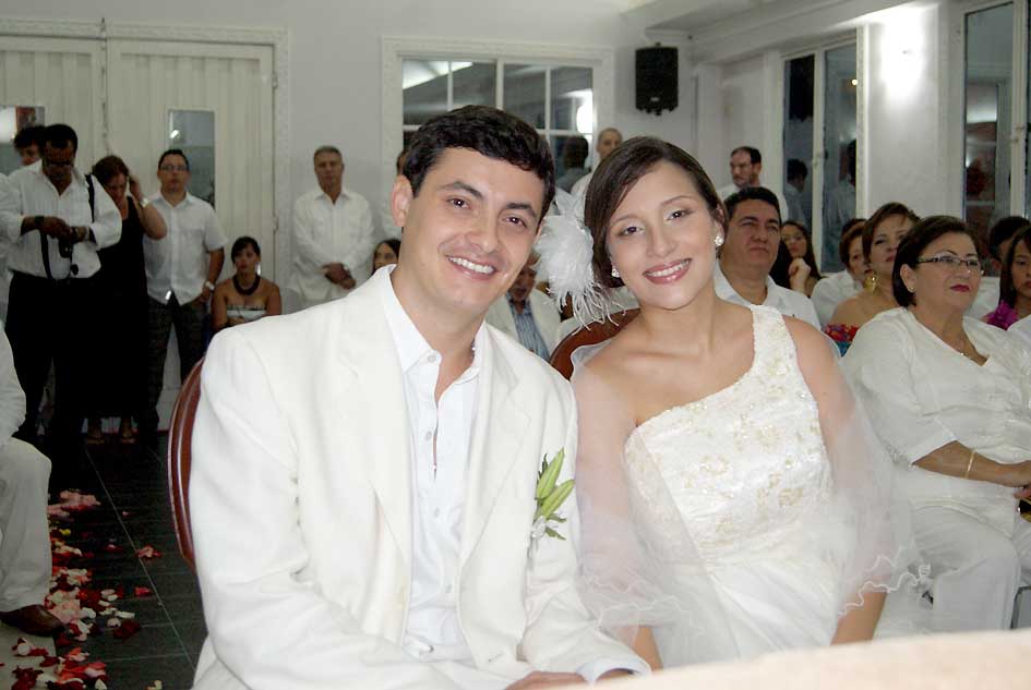 Matrimonio de Rodrigo Castañeda González y Stephanie Llanos Correa
