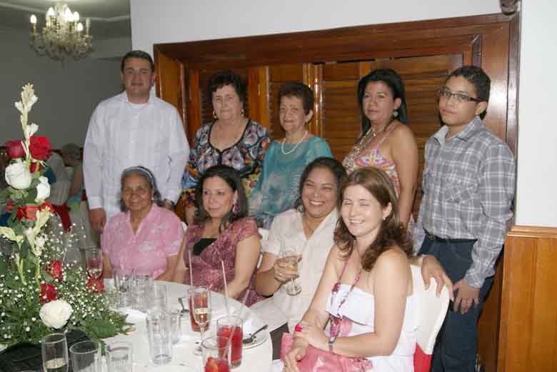 Cumpleaños de María Isabel Barrios