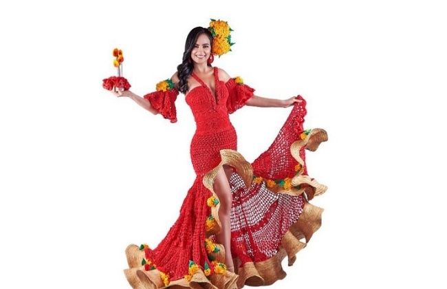 Señorita Magdalena se lució en el desfile de traje artesanal en Cartagena
