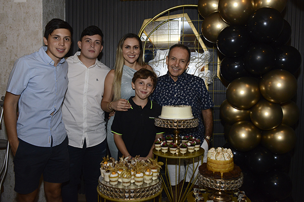 Cumpleaños del señor Elías Cobos
